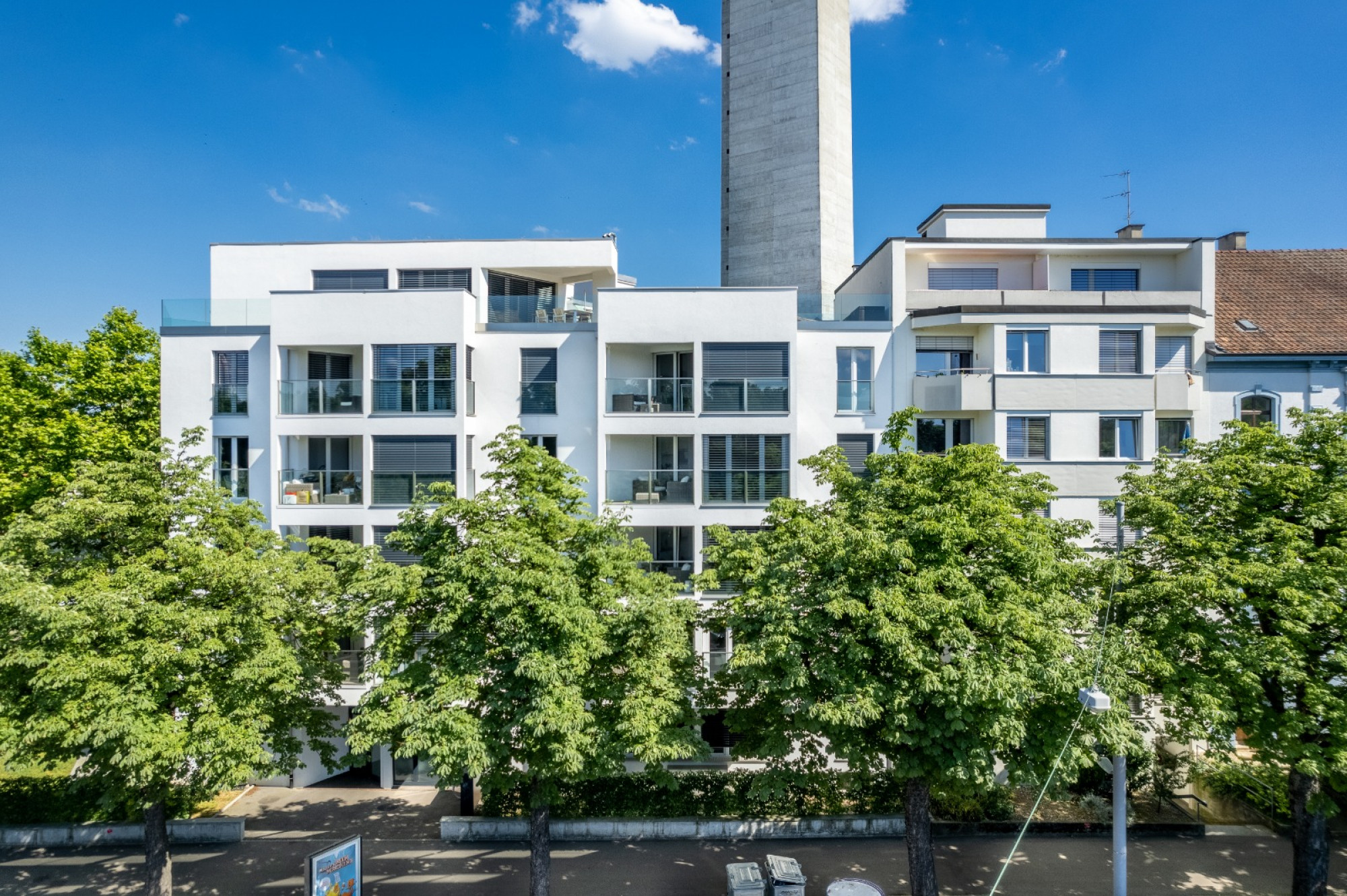 Serviced Apartments in Basel: 2.5 room apartment - with balcony 10 min ...